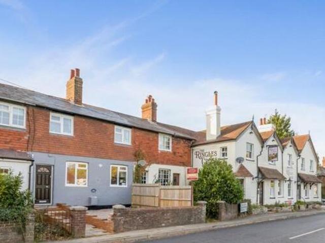 2 Bedroom Terraced House For Sale In Uckfield