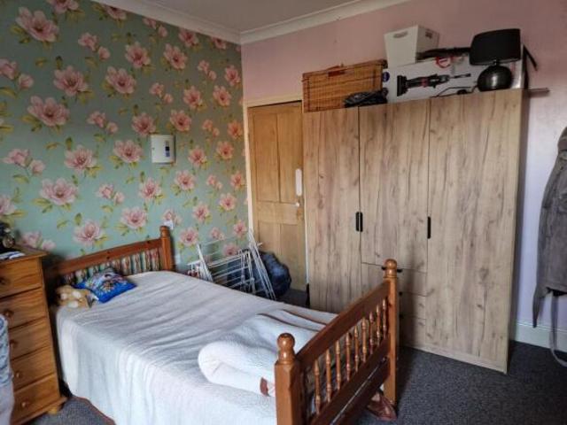 2 bedroom terraced house for sale in Urban Road, Hexthorpe, DN4