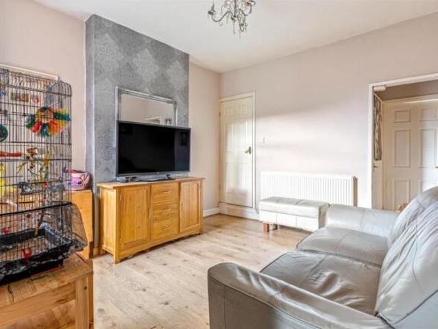 2 bedroom terraced house for sale in Vernon Road, Aylestone, Leicester, LE2