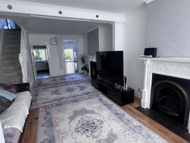 2 bedroom terraced house for sale in Victoria Street Maidstone Kent, ME16
