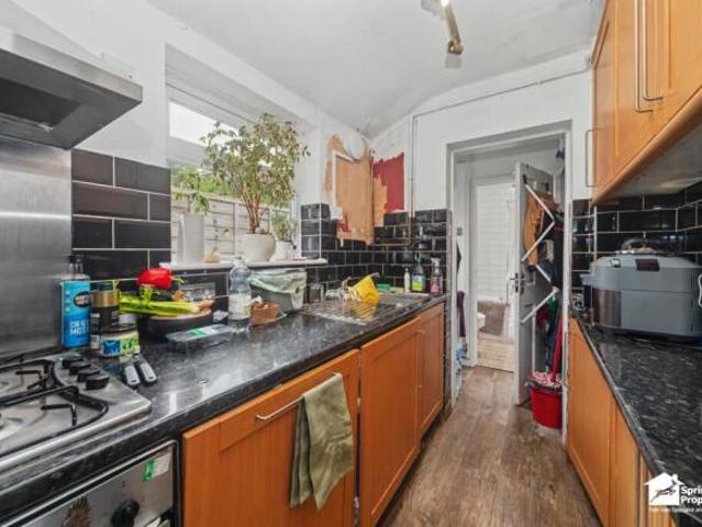 2 bedroom terraced house for sale in Victoria Rd, Chislehurst, Kent, BR7