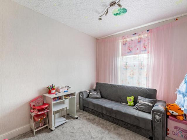 2 bedroom terraced house for sale in Vine Street, Lincoln, Lincolnshire, LN2 5HZ, LN2