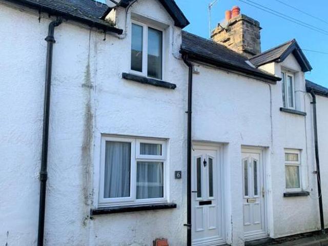 2 Bedroom Terraced House For Sale In Y Bala