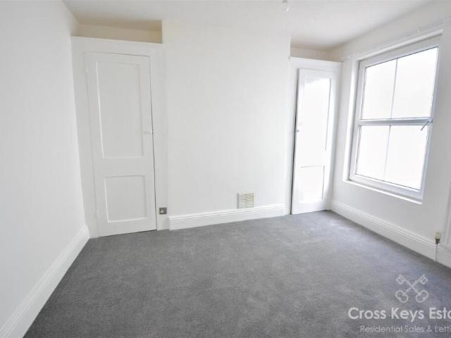 2 bedroom terraced house for sale in York Place, Stoke, PL2