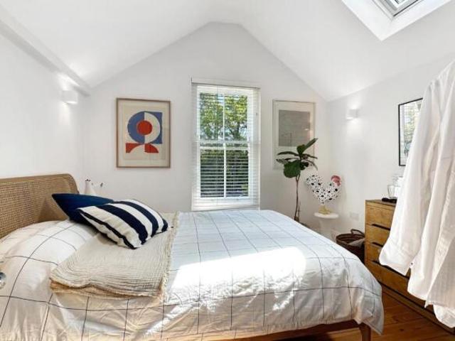 2 bedroom terraced house for sale in York Street, Cambridge, CB1
