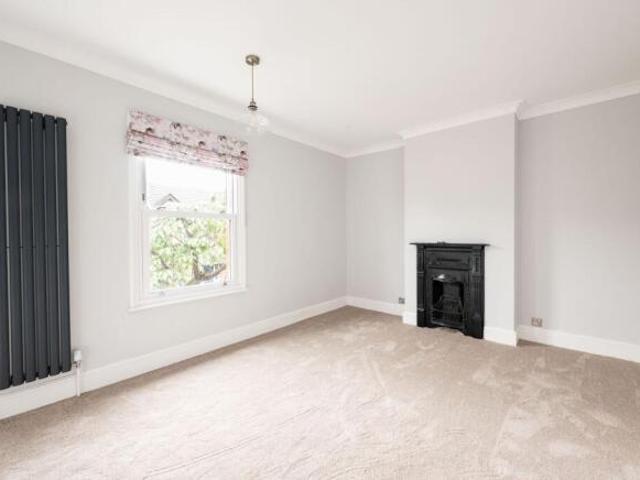 2 bedroom terraced house for sale in York Street, Bedford, MK40