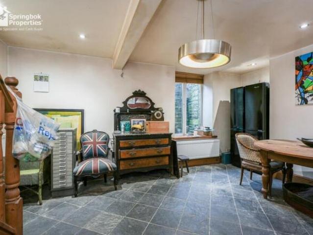 2 bedroom terraced house for sale in Yews Hill Road, Lockwood, Huddersfield, West Yorkshire, HD1
