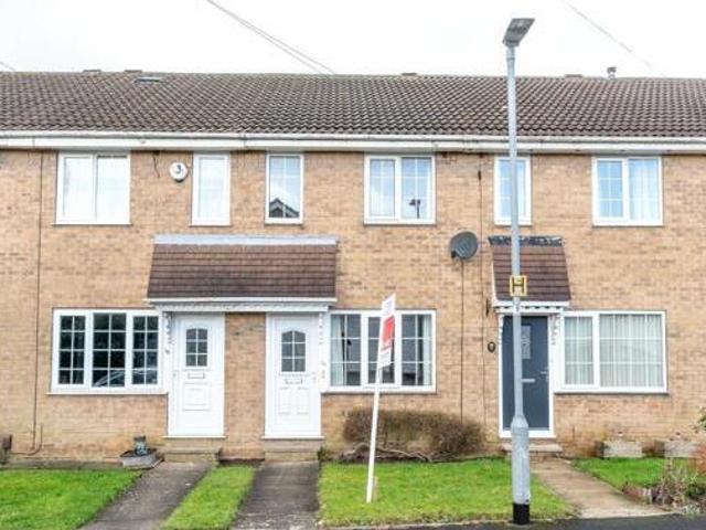 2 Bedroom Terraced House For Sale In Yeadon, Leeds