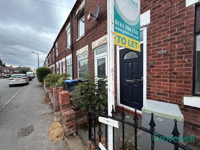 2 bedroom Terraced house to let Vernon Road, Bredbury, Stockport