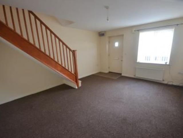 2 bedroom Terraced House To Let