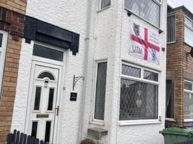 2 bedroom Terraced House To Let