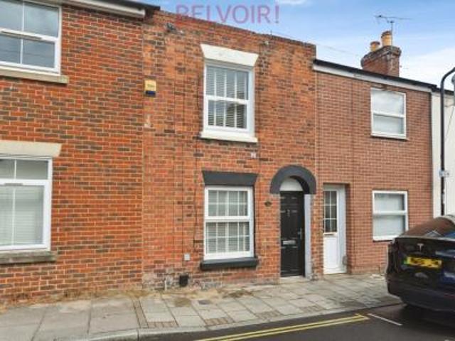2 bedroom Terraced House To Let
