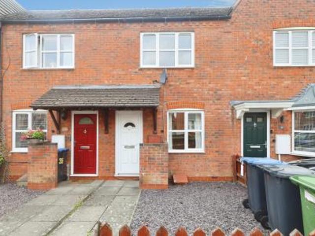 2 bedroom Terraced House To Let