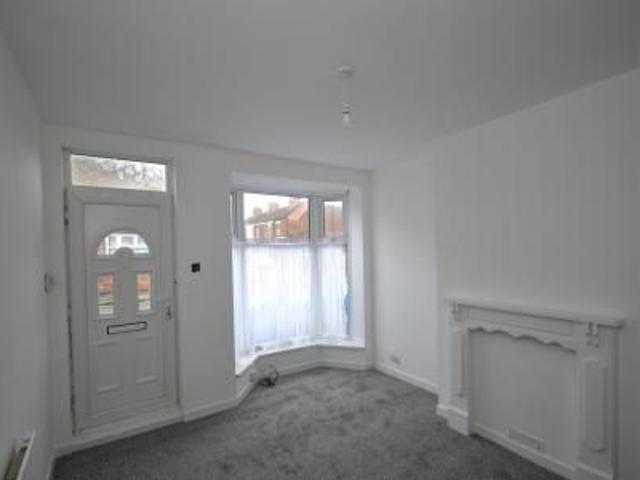 2 bedroom Terraced House To Let