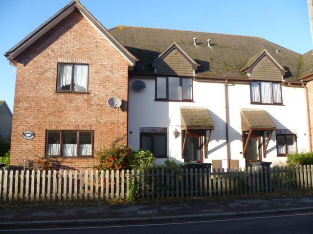 2 bedroom Terraced House To Let