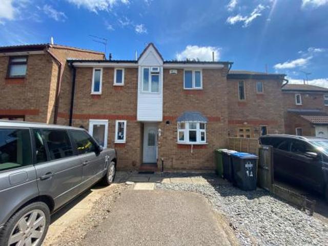 2 bedroom Terraced House To Let