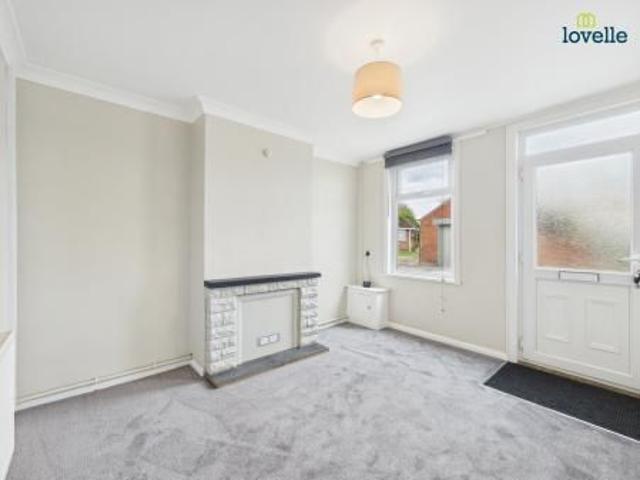 2 bedroom Terraced House To Let