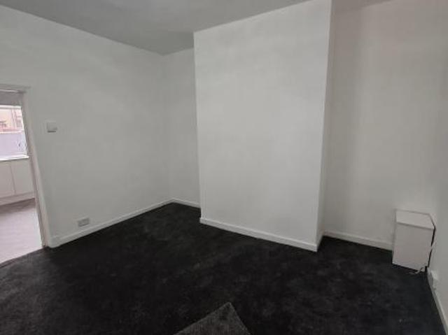 2 bedroom Terraced House To Let