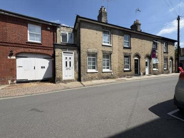 2 bedroom Terraced House To Let