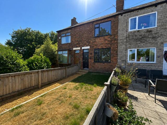 2 bedroom terraced house to rent