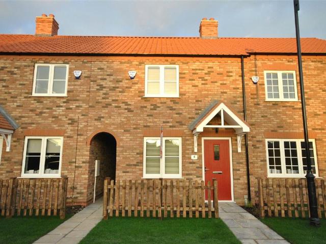 2 bedroom terraced house to rent
