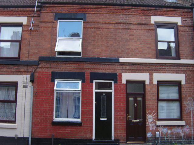 2 bedroom terraced house to rent