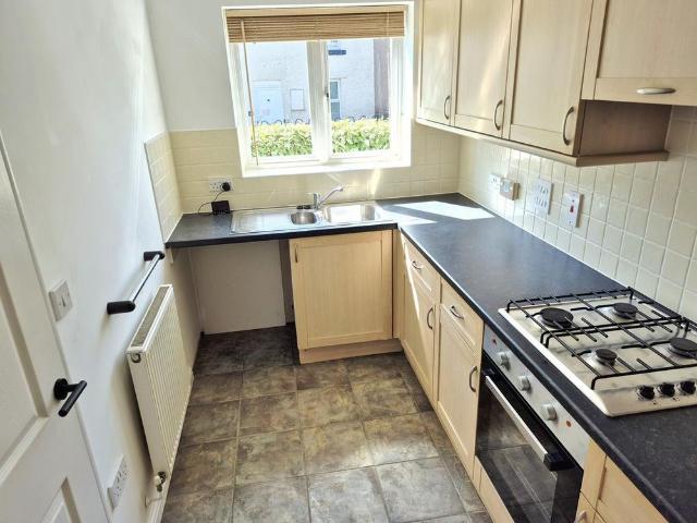 2 bedroom terraced house to rent