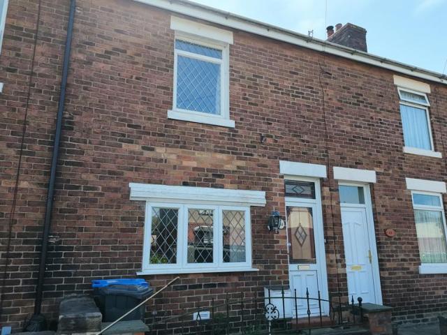 2 bedroom terraced house to rent