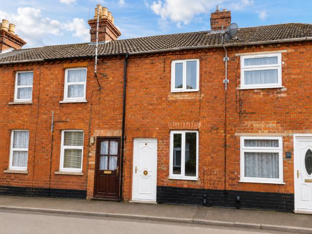 2 bedroom terraced house to rent