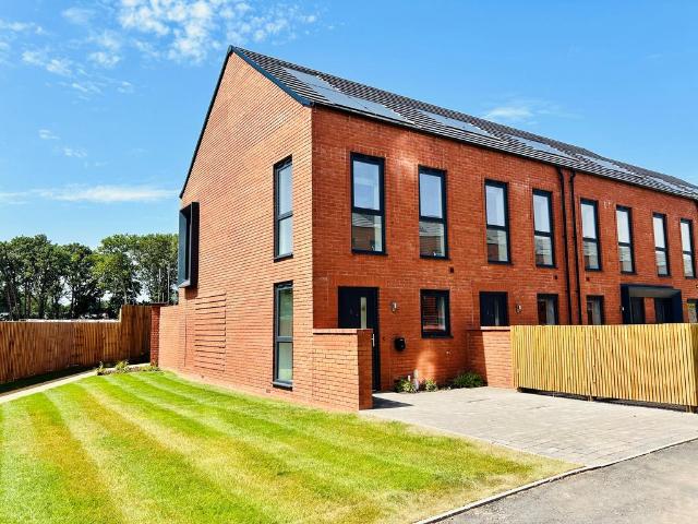 2 bedroom terraced house to rent
