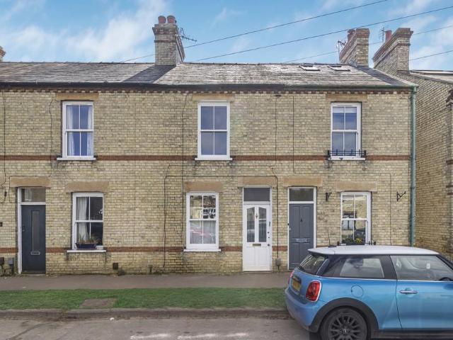 2 bedroom terraced house to rent