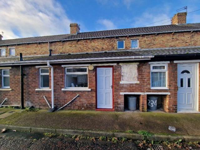 2 bedroom terraced house to rent