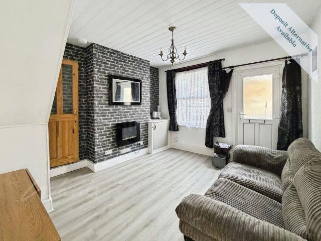 2 bedroom terraced house to rent