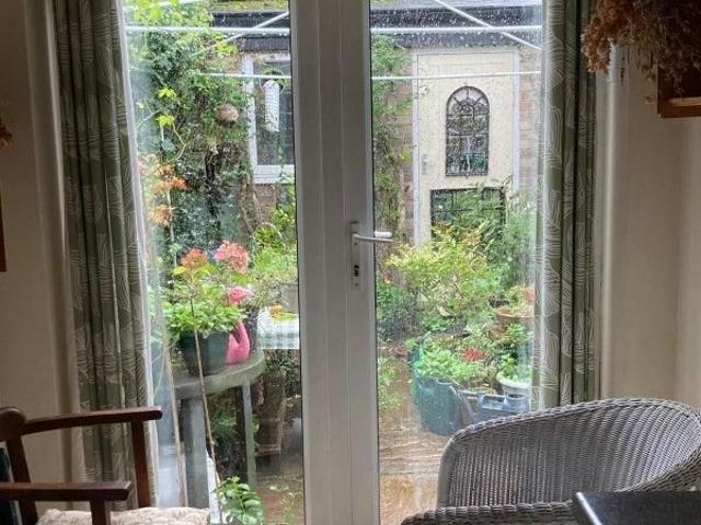 2 bedroom terraced house to rent