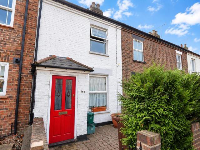 2 bedroom terraced house to rent