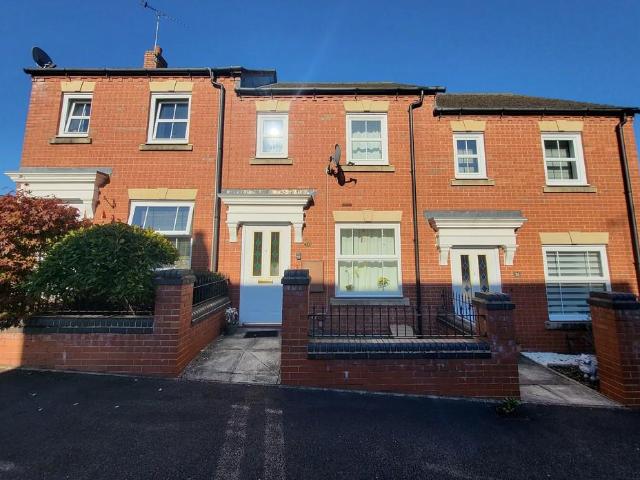 2 bedroom terraced house to rent