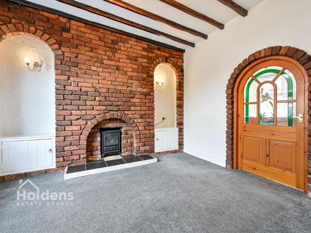 2 bedroom terraced house to rent