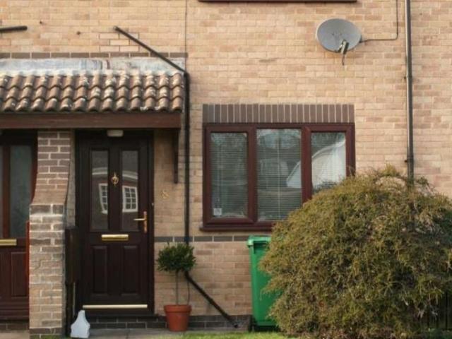 2 bedroom terraced house to rent