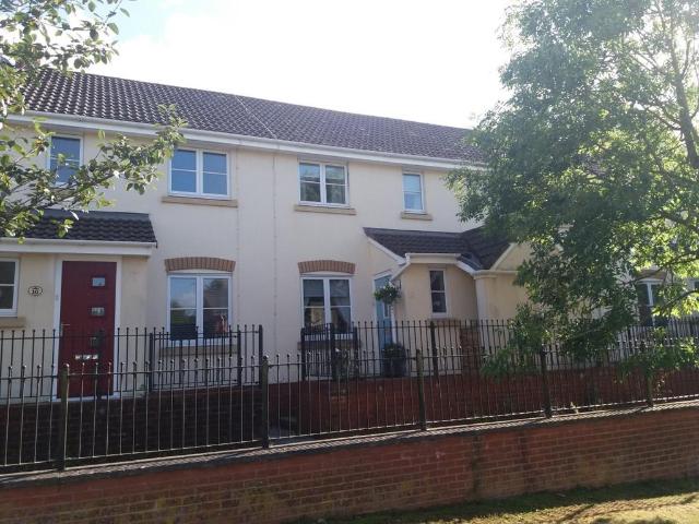 2 bedroom terraced house to rent