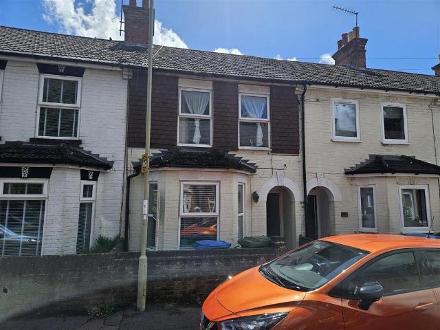 2 bedroom terraced house to rent