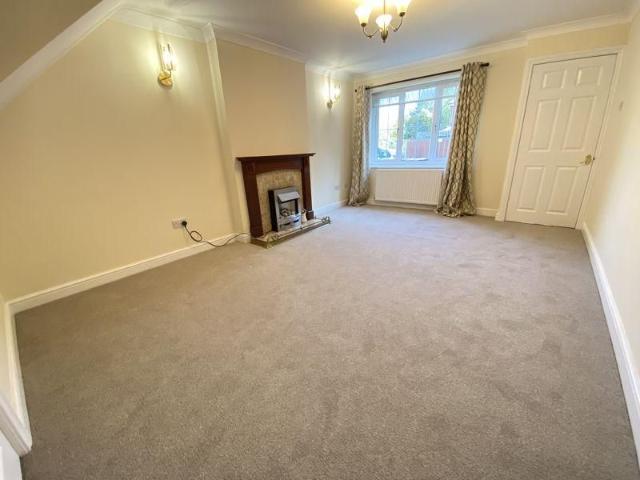 2 bedroom terraced house to rent