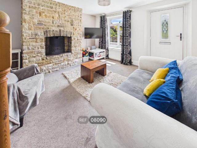 2 bedroom terraced house to rent
