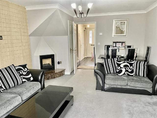 2 bedroom terraced house to rent