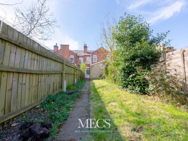 2 bedroom terraced house to rent