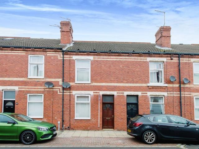 2 bedroom terraced house to rent
