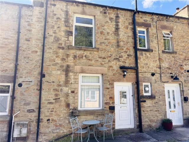 2 bedroom terraced house to rent