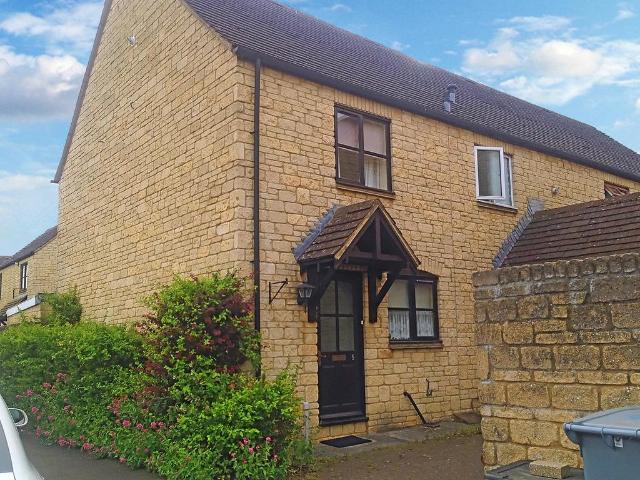 2 bedroom terraced house to rent