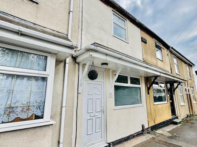 2 bedroom terraced house to rent