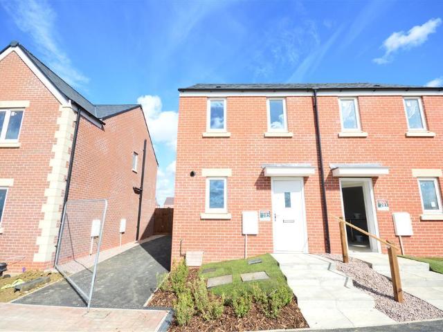 2 bedroom terraced house to rent