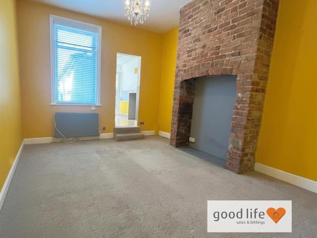 2 bedroom terraced house to rent